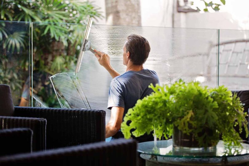 Easy Ways to Remove Hard Water Stains From Exterior Windows